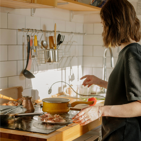 The Ultimate Guide to Recognizing a True Foodie – Le Sauce & Co.